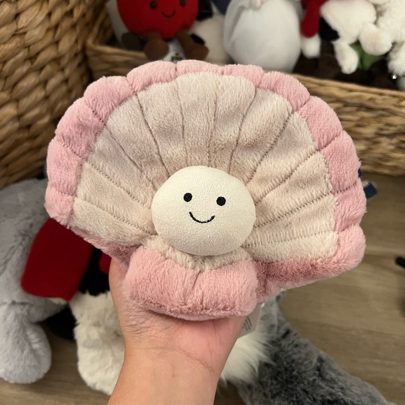 Toys | Jellycat Clemmie Clam Retired | Poshmark